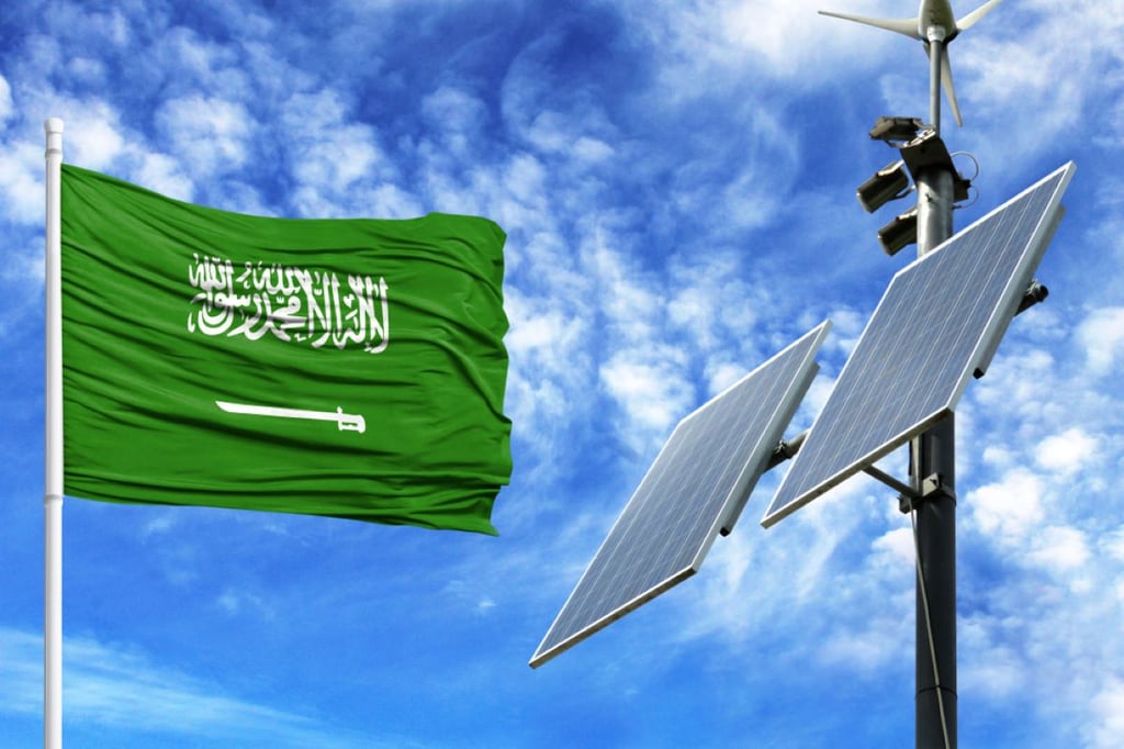 Saudi launches ambitious renewable energy projects